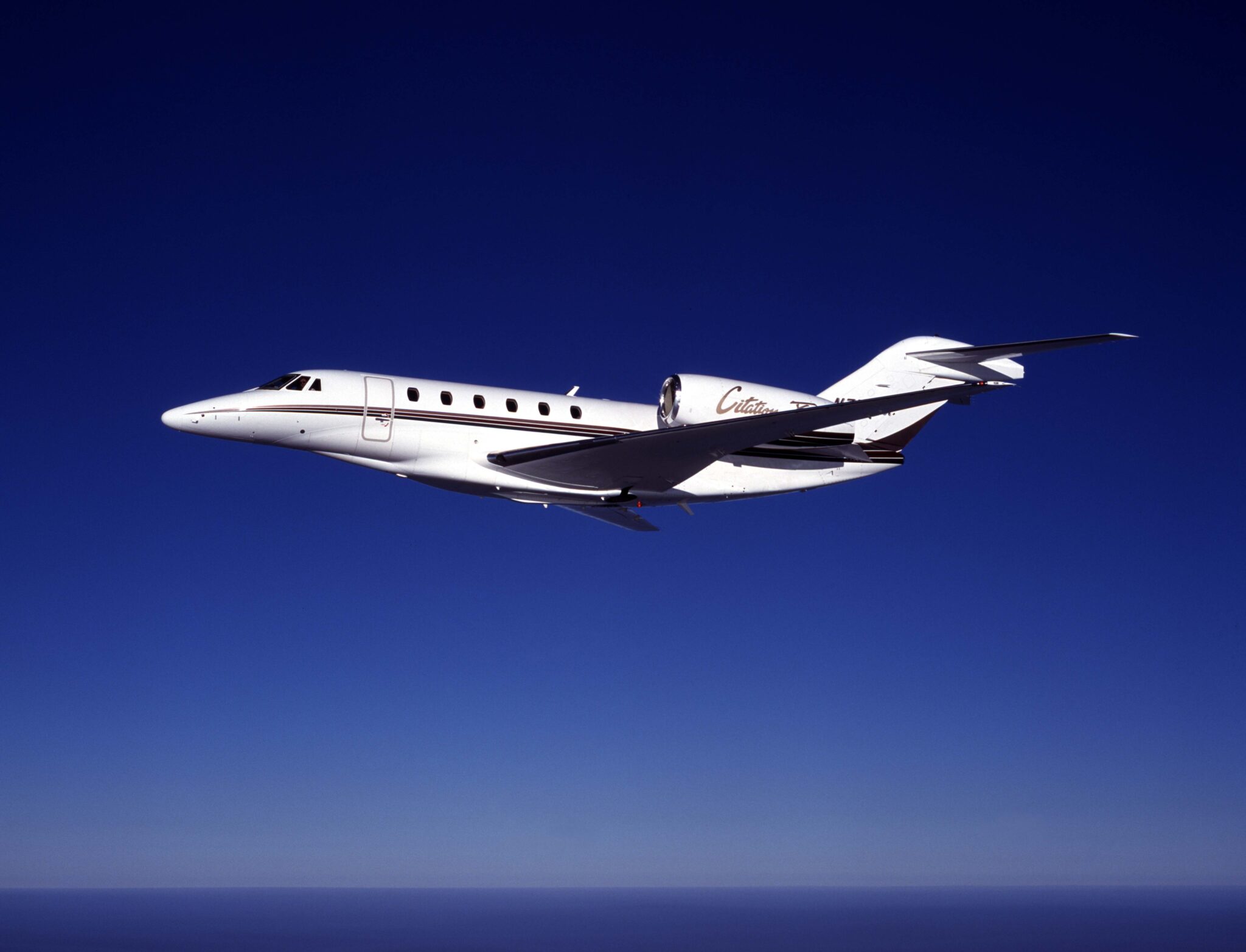 10 Fastest Private Jets